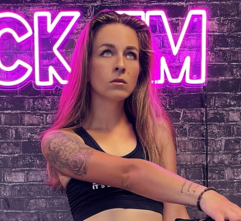 Lea - FCK.FM® Magazine | Rock‘n‘Roll, Heavy Metal Girls, Free Rock Magazine & Way of Life